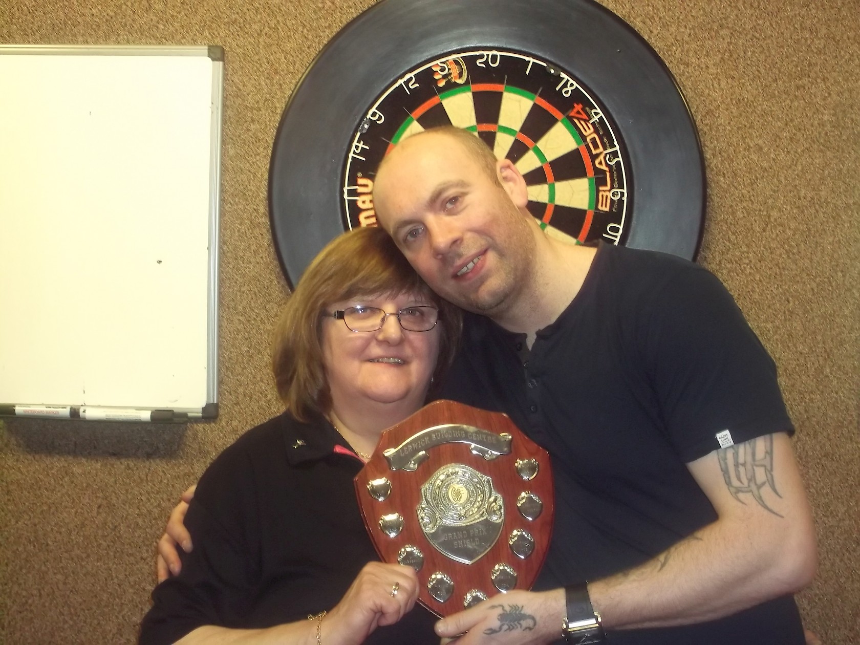 Alan Patterson wins SDA Open shield | Shetland Darts Association